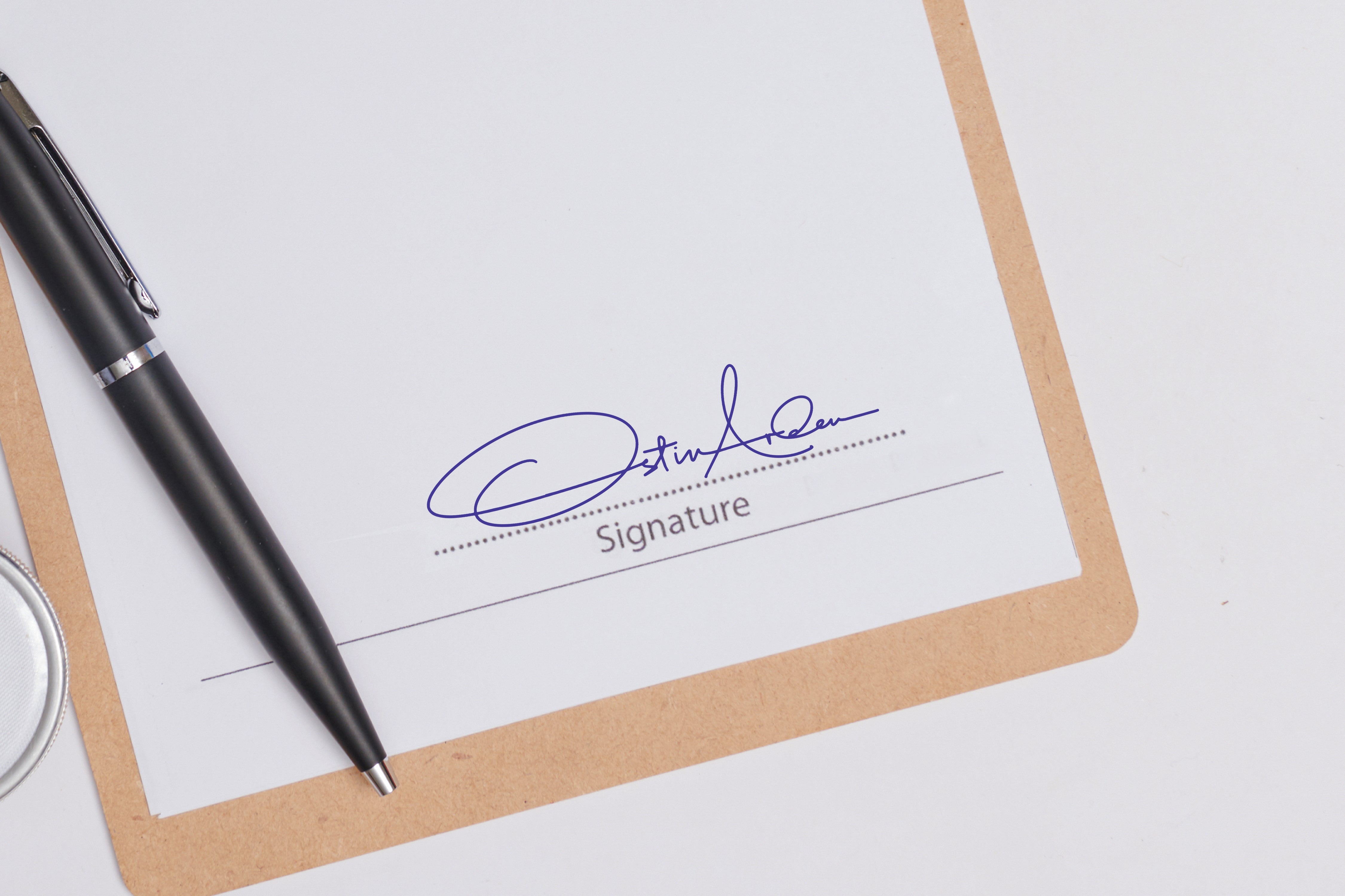 Fake Signature: Signature Forgery Explained | Artlogo